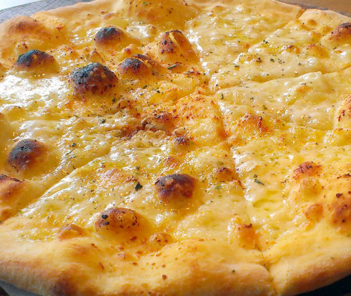 Folded Garlic Bread – Centre Eats
